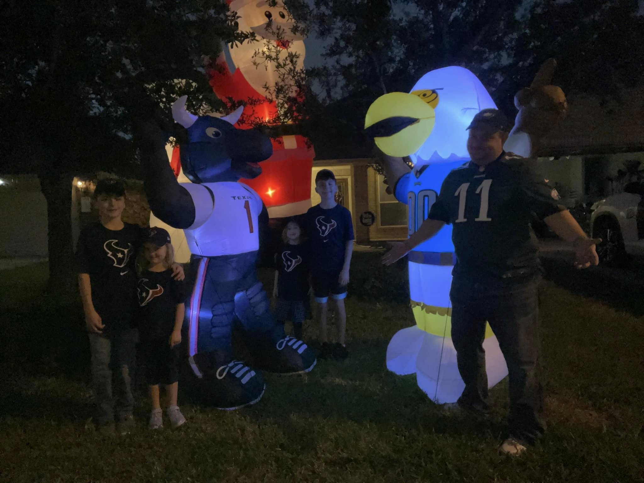 OH NO! “A House Divides AGAIN” even at Christmas time over Yard ...